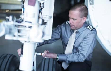 Flexjet launches Immediate Wireless Flight Data Transmission and ...